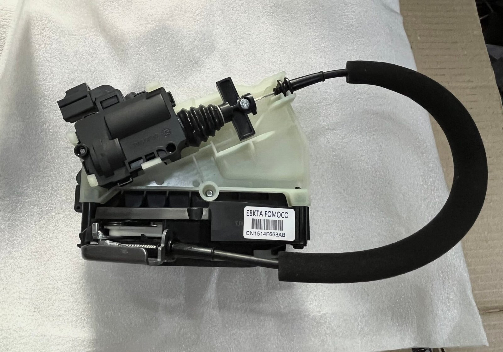 Ford Ecosport Boot Lock Complete - Your Auto-Part-Ner